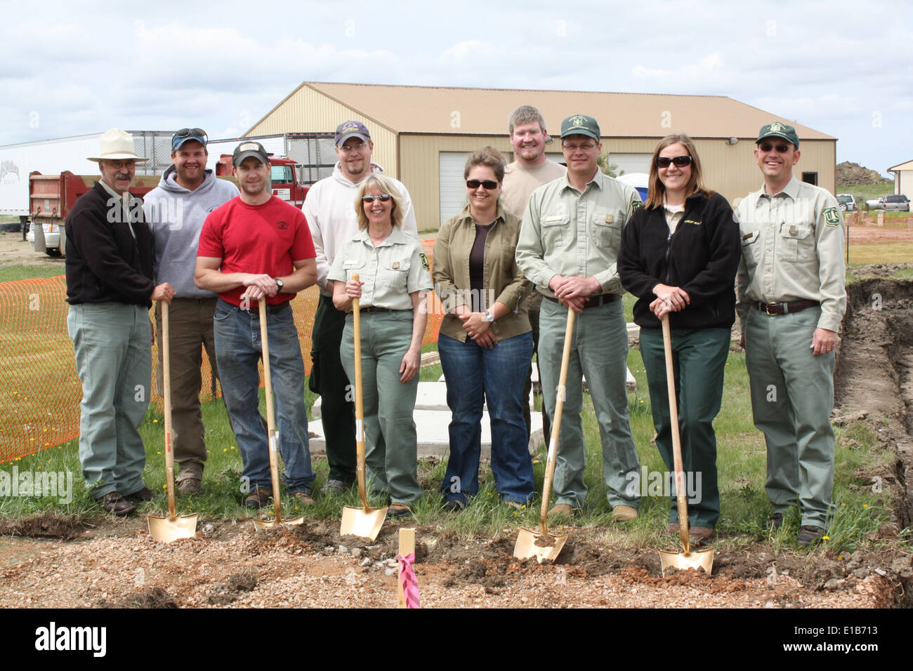 The BLM and Forest Service partners collaborate on the Recovery Act ...