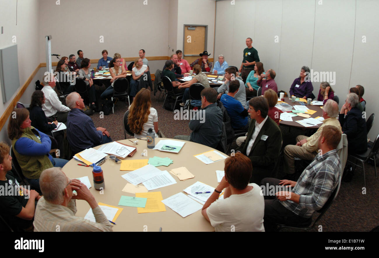 Listeningsession hi-res stock photography and images - Alamy