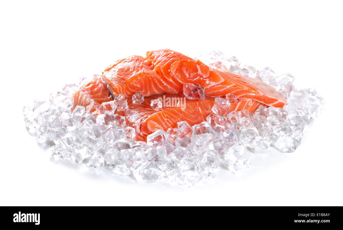 salmon on ice Stock Photo - Alamy