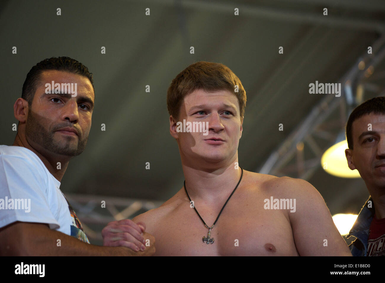 Moscow, Russia. 29th May, 2014. German boxer Manuel Charr and Russian ...
