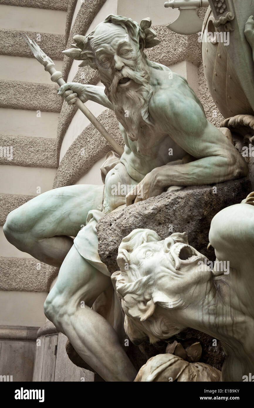 Neptun statue hi-res stock photography and images - Alamy