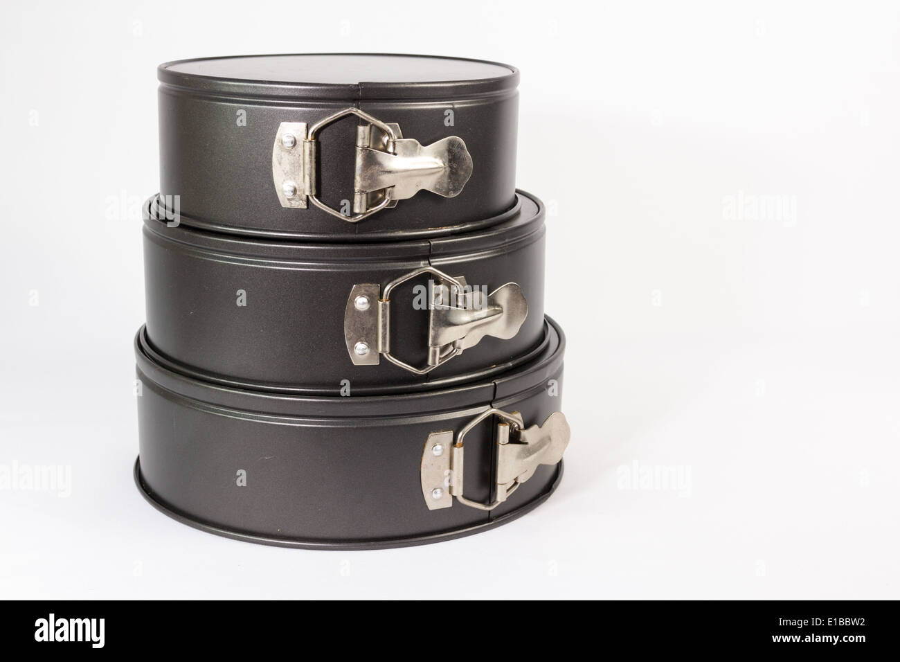 cake tin isolated on white Stock Photo - Alamy