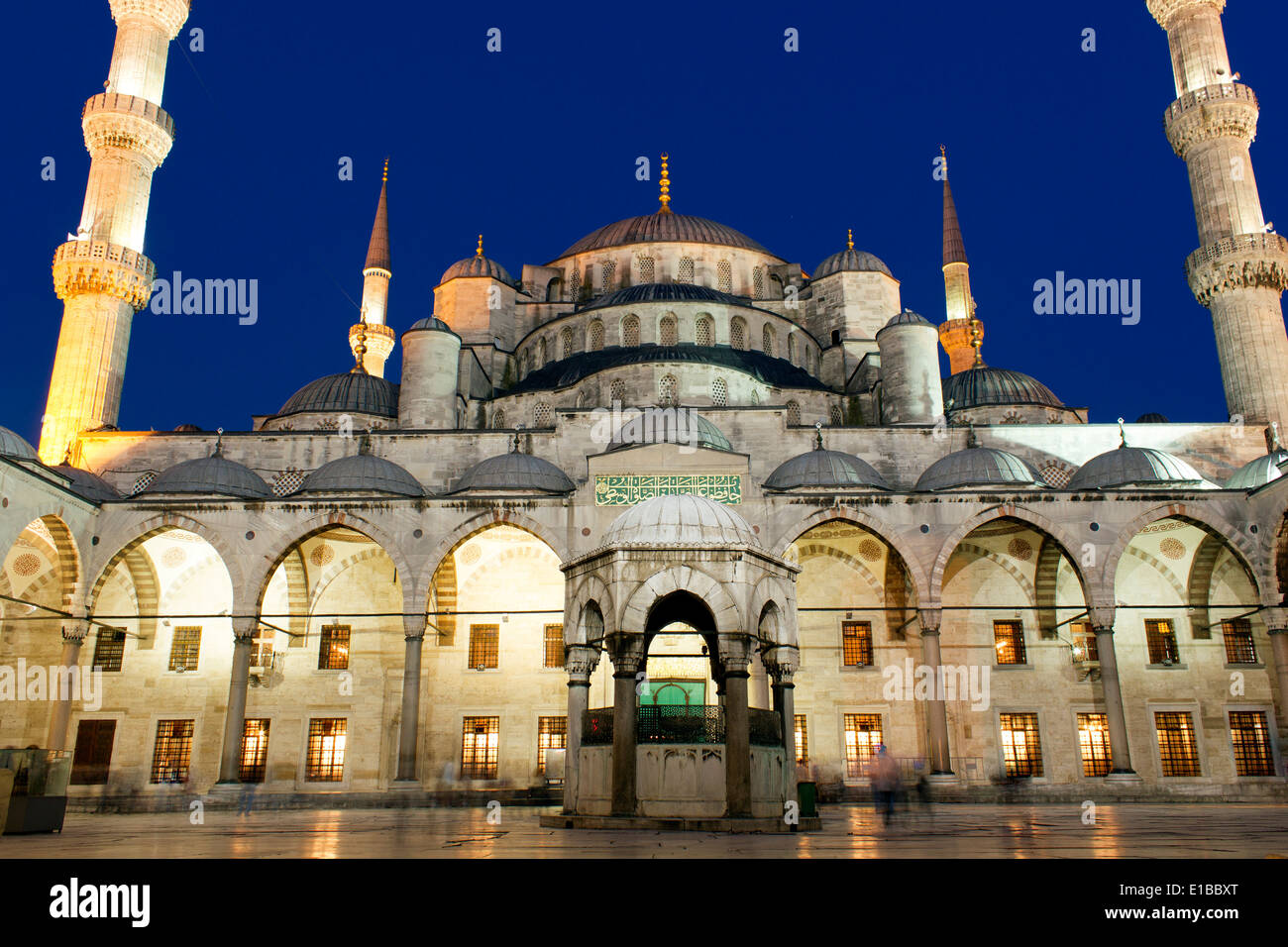 Sultanahmet mosque hi-res stock photography and images - Alamy