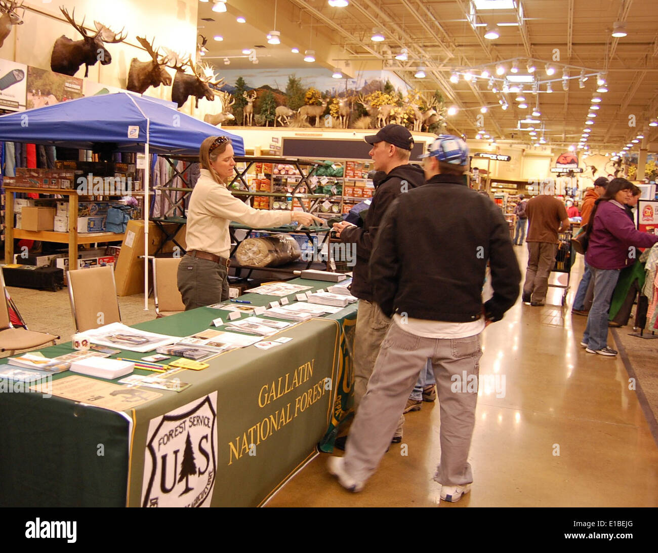 Free travel maps are available at Cabela's for those exploring Custer ...