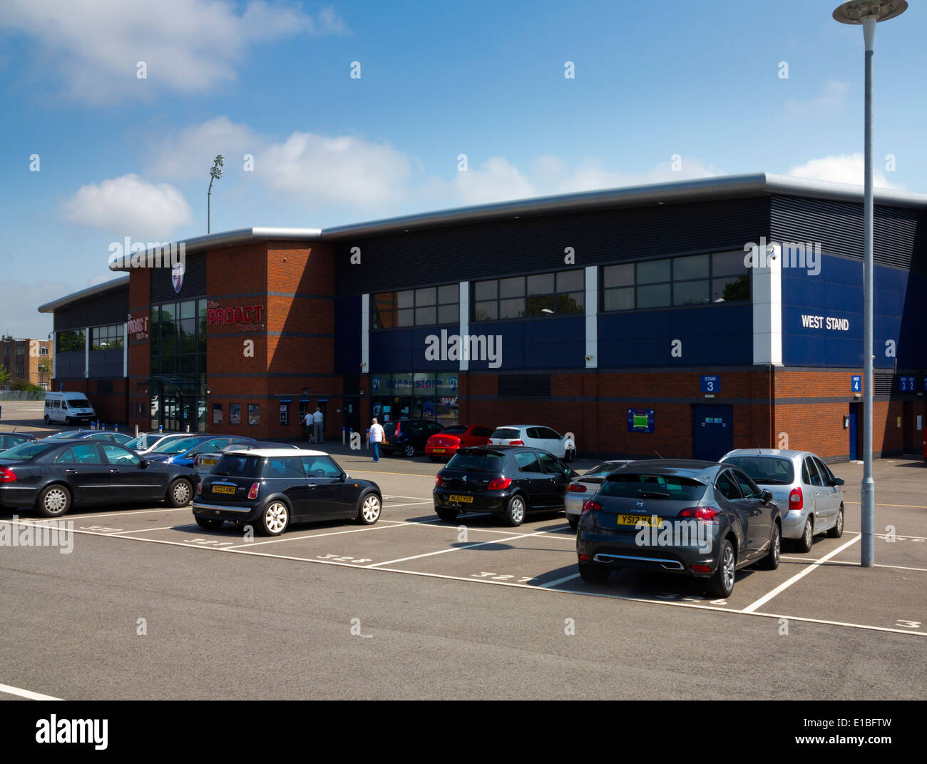Chesterfield proact stadium hi-res stock photography and images - Alamy