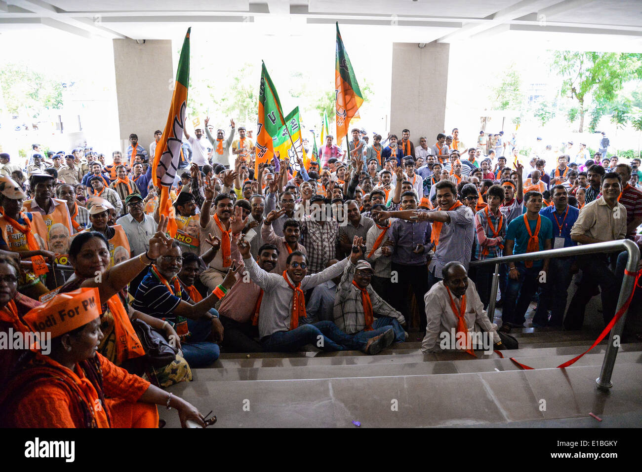 Party workers keeping an eye on election Stock Photo - Alamy