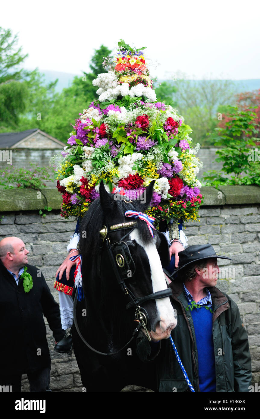 Castleton, Derbyshire, UK.29th May 2014.Castleton Garland Day is ...
