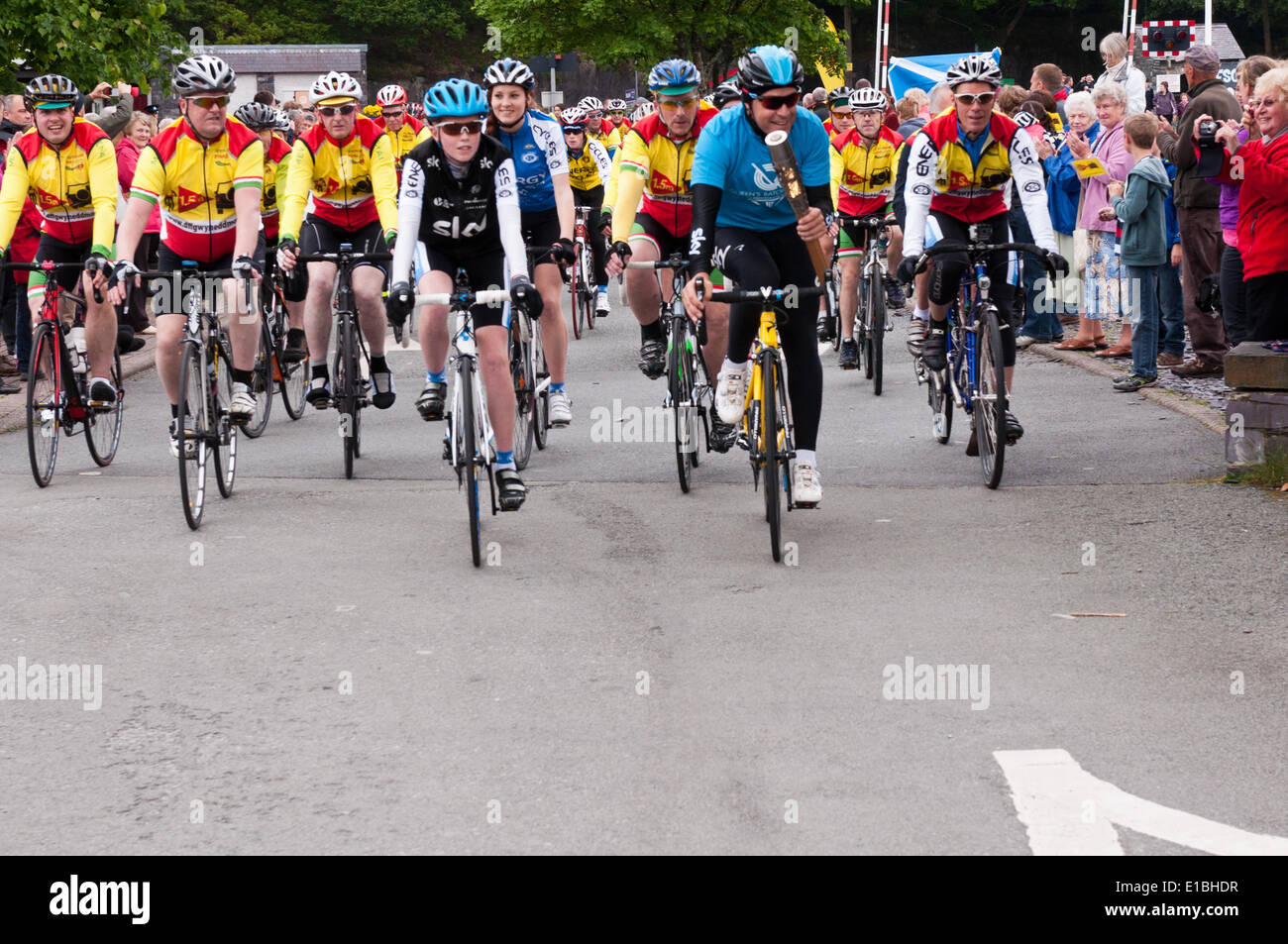 Commonwealth baton relay hi-res stock photography and images - Alamy