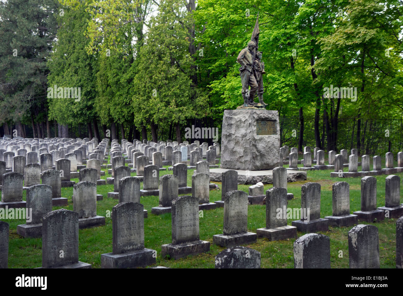 Civil war monument in Mount Hope Cemetery Rochester NY Stock Photo - Alamy