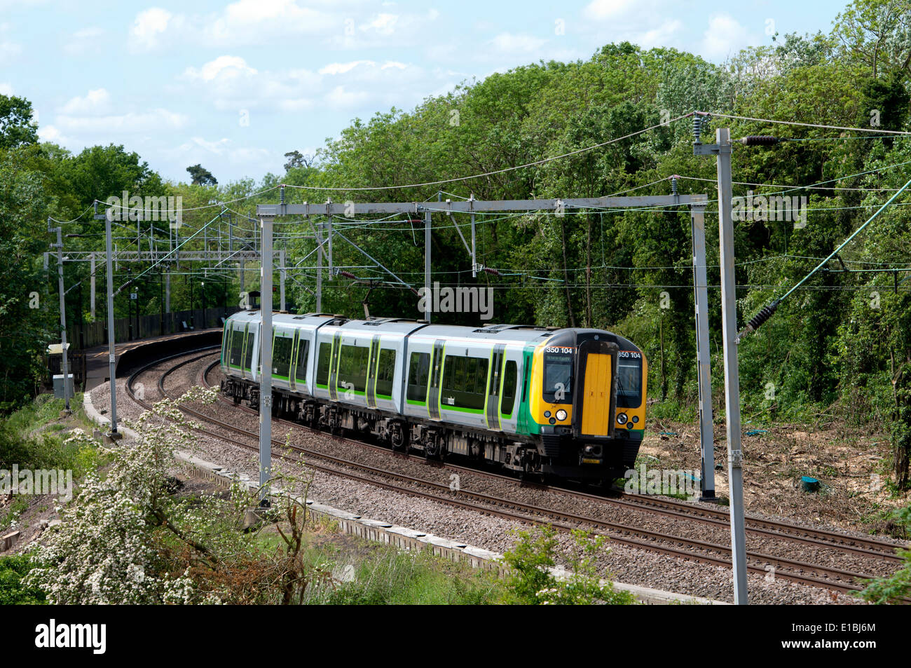 Long trains leaving hi-res stock photography and images - Alamy