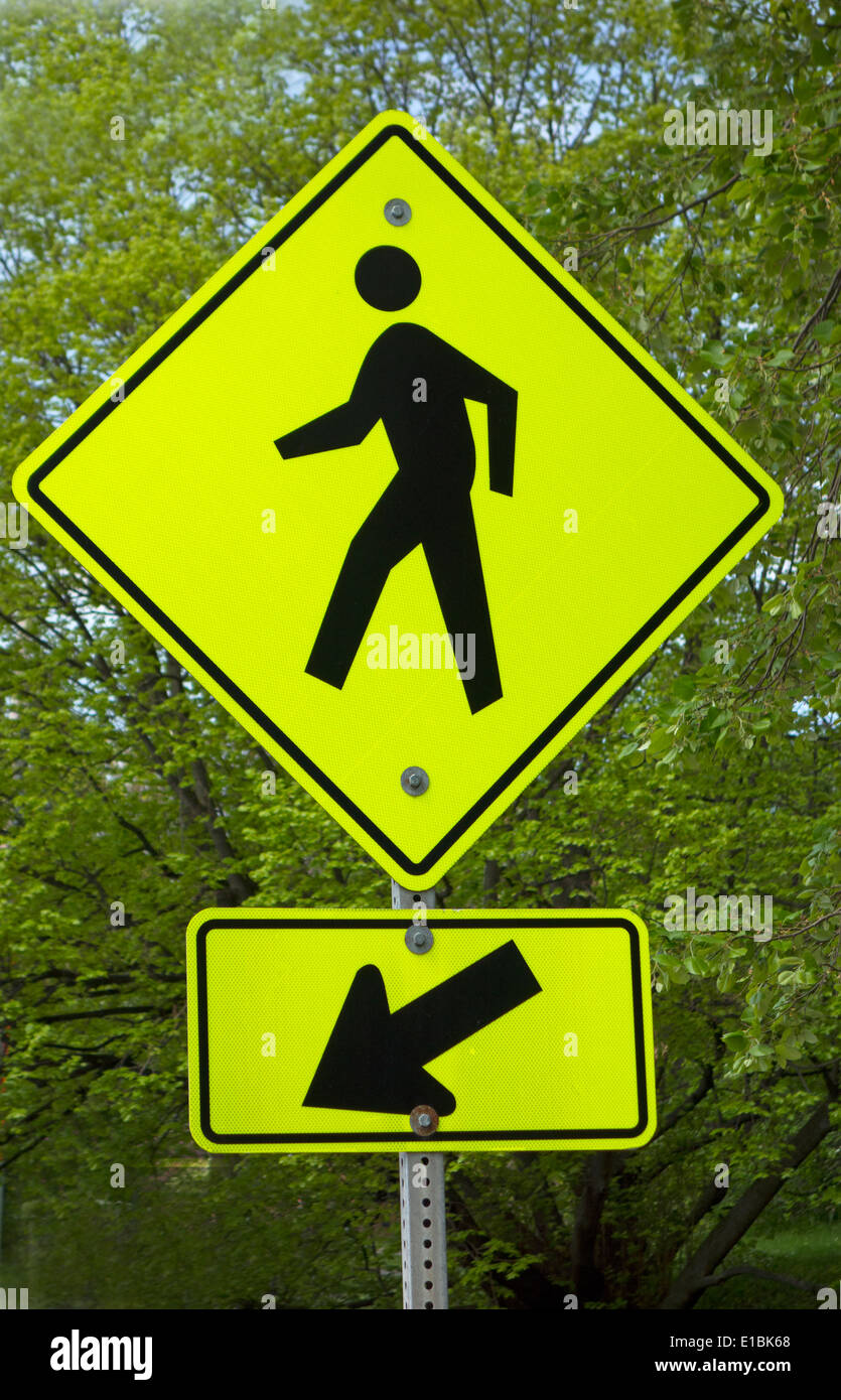 person walking sign Stock Photo - Alamy
