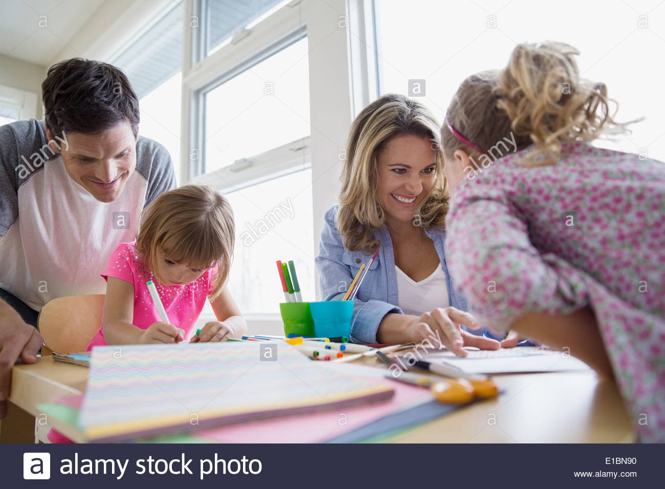 Children paper crafts hi-res stock photography and images - Alamy
