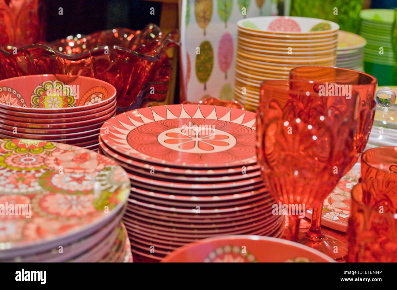 Giftware hi-res stock photography and images - Alamy