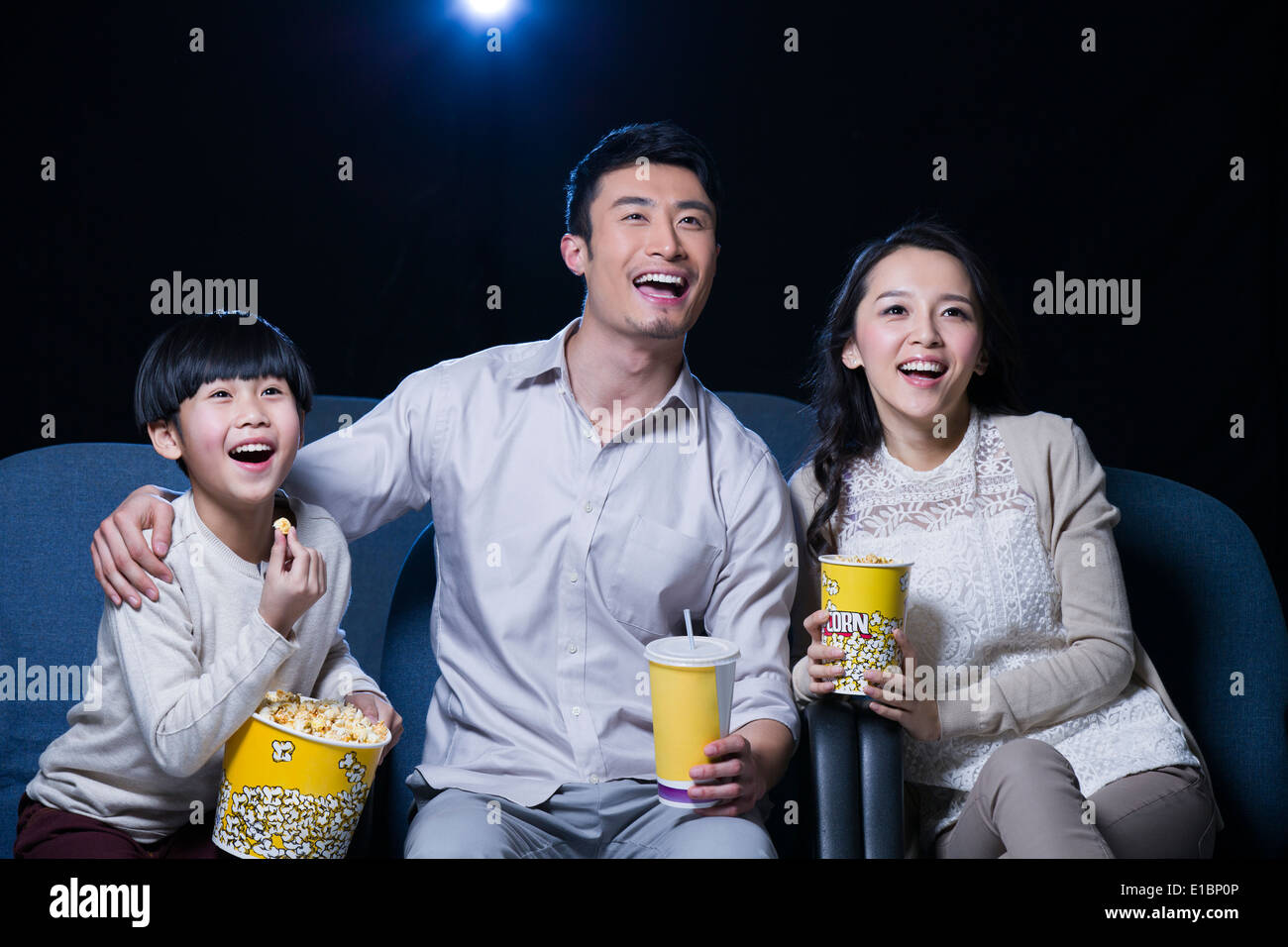 Cinema family asia hi-res stock photography and images - Alamy
