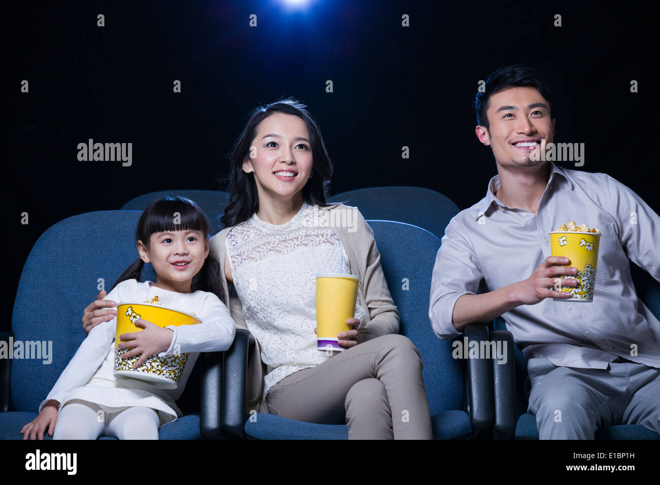 Family cinema food hi-res stock photography and images - Alamy