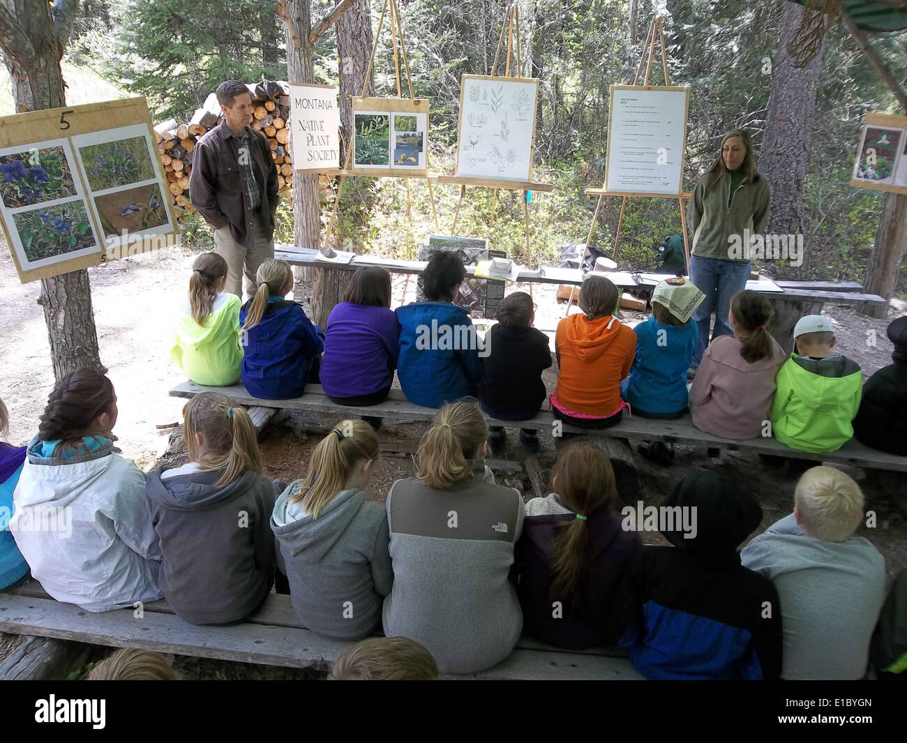 Id station hi-res stock photography and images - Alamy