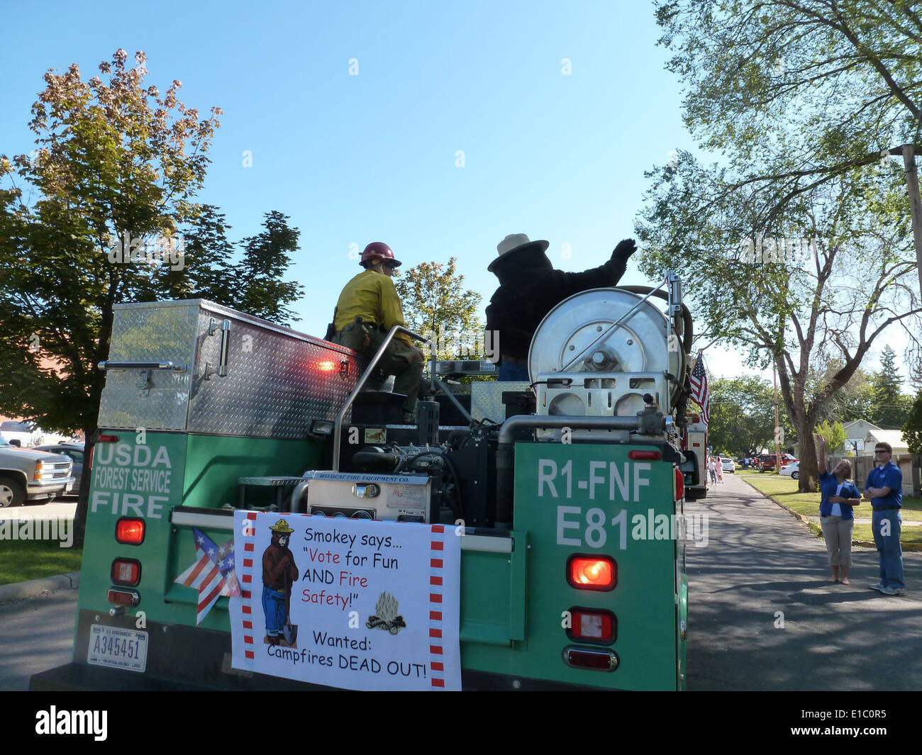 Smokey bear fire safety hi-res stock photography and images - Alamy