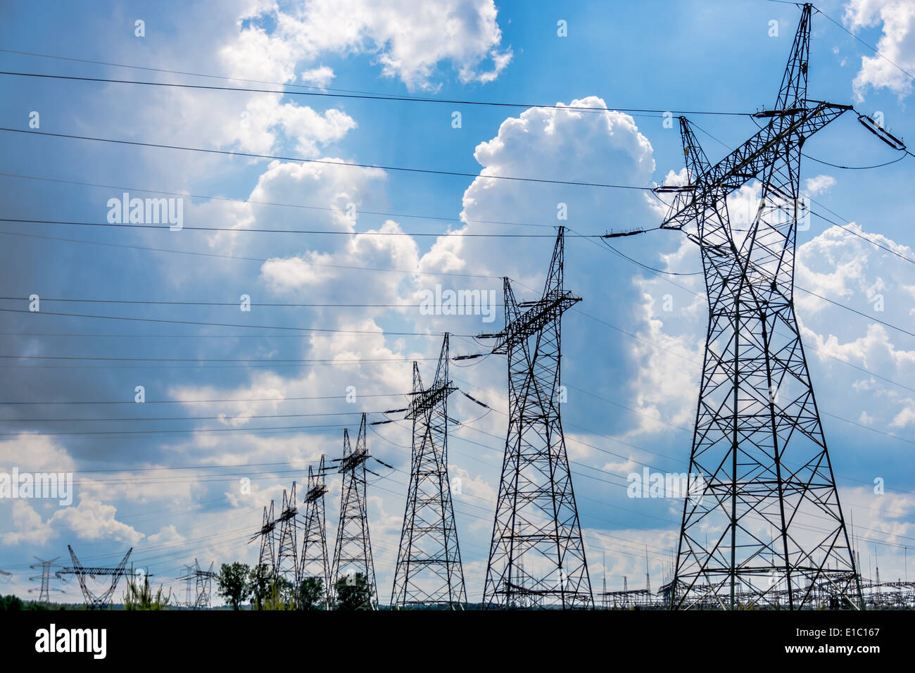 Pylon and transmission power lines Stock Photo - Alamy