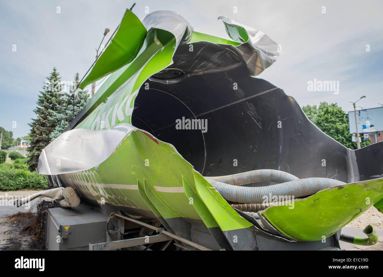 Burnt tanker hi-res stock photography and images - Alamy