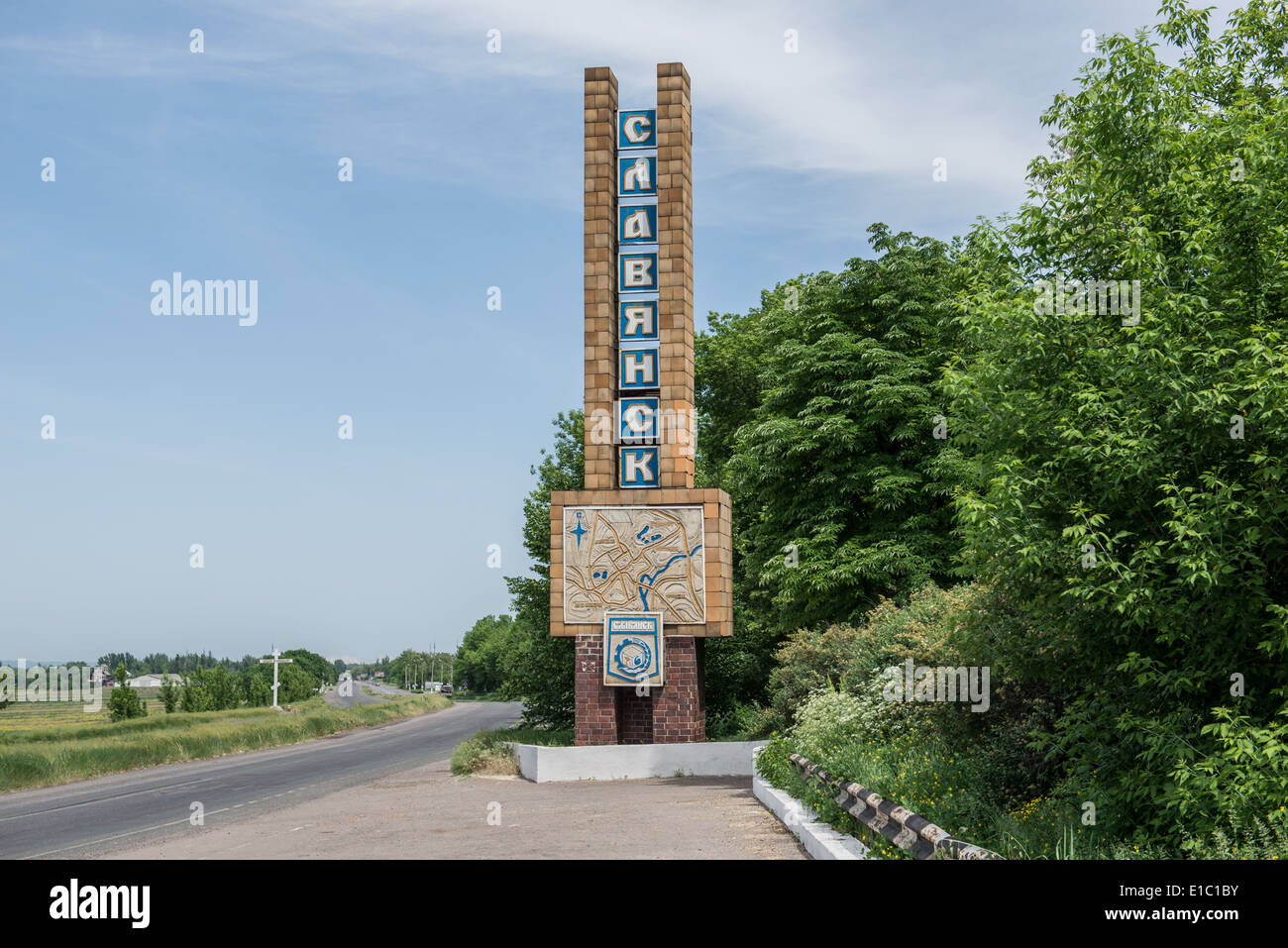 Entry sign in Sloviansk, Ukraine Stock Photo - Alamy
