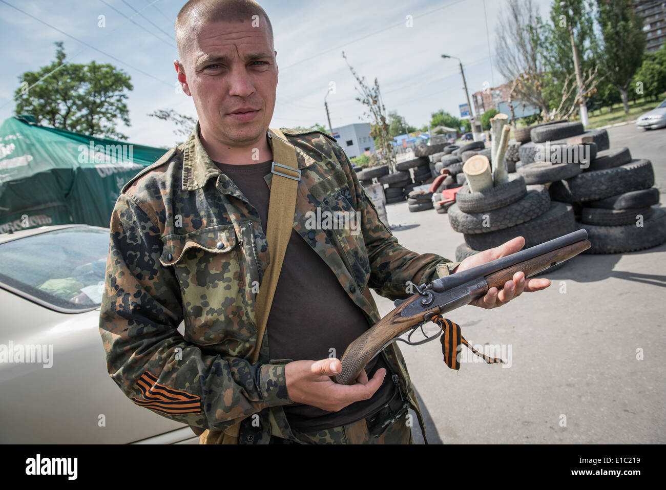 Clash gun hi-res stock photography and images - Alamy