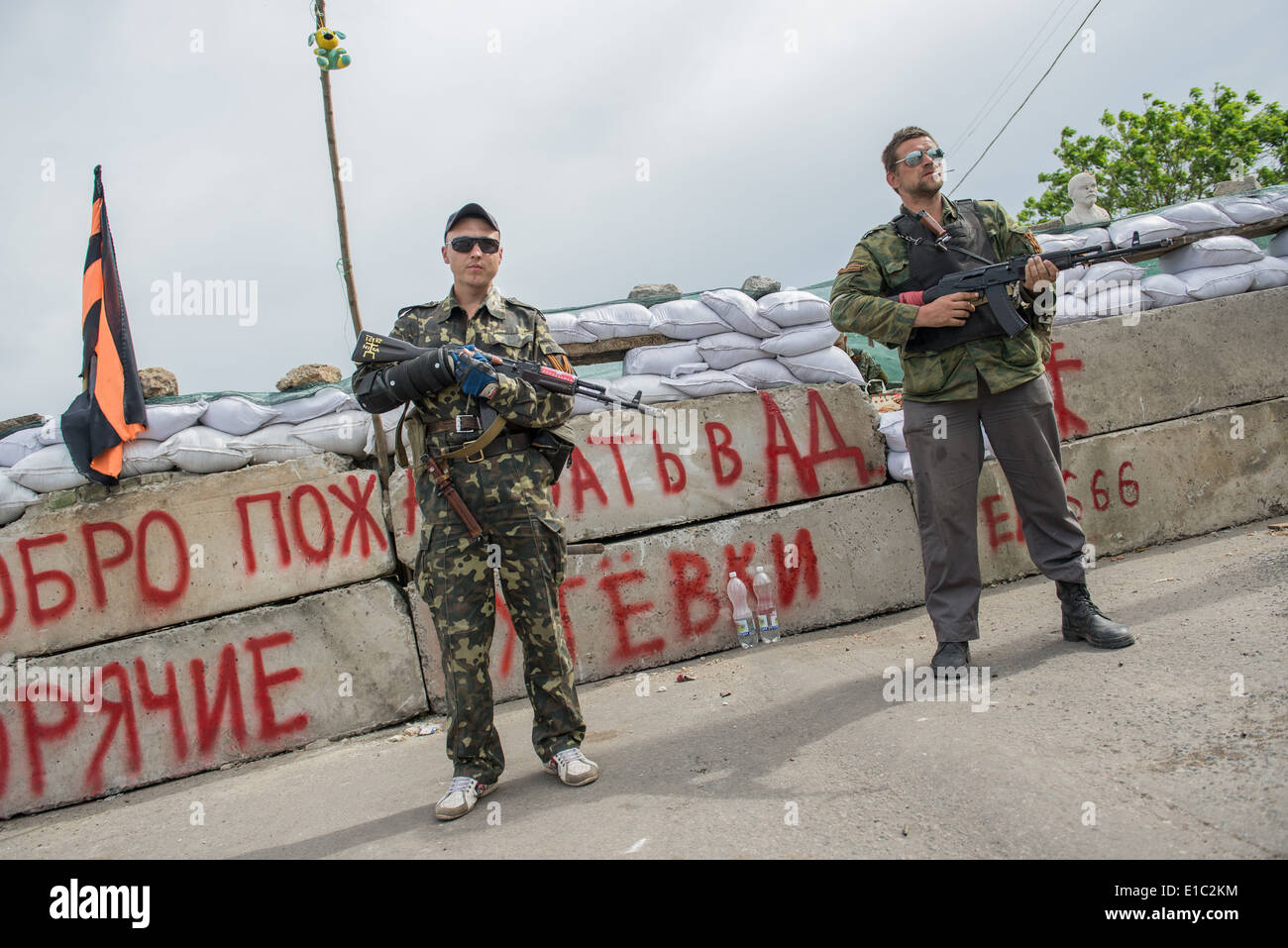 Pro-Russian militia checkpoint in the Semionovka village, outskirts of ...