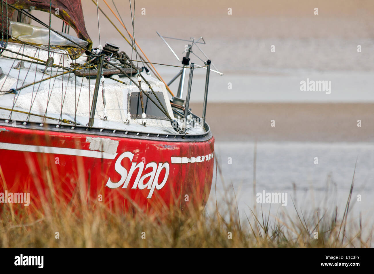 Small river craft hi-res stock photography and images - Alamy