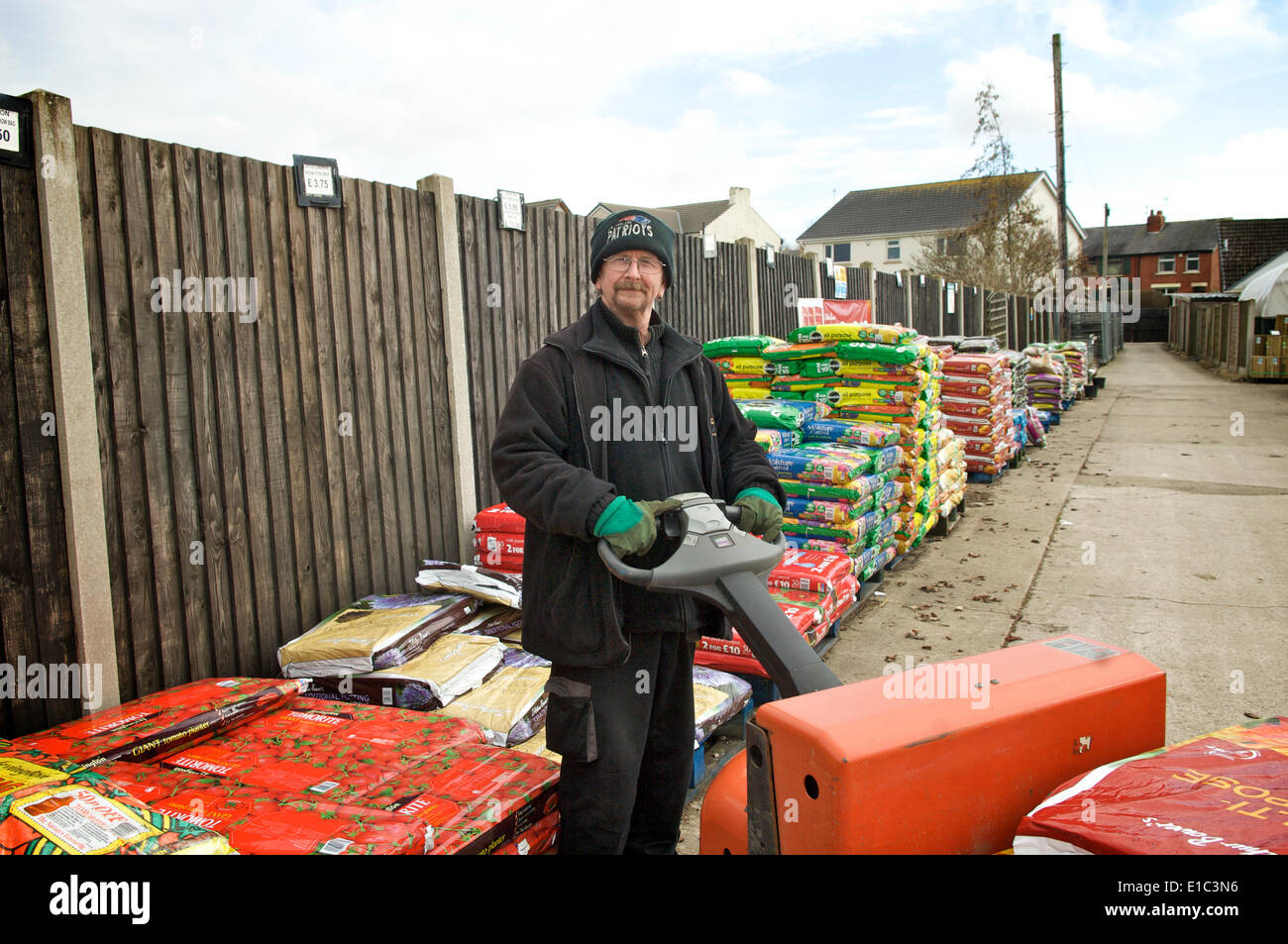 Electric stacker hi-res stock photography and images - Alamy