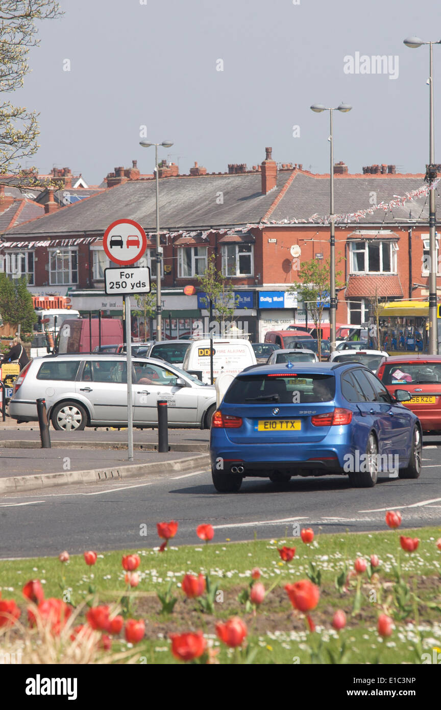 Busy rush hour traffic in Layton,Blackpool Stock Photo - Alamy