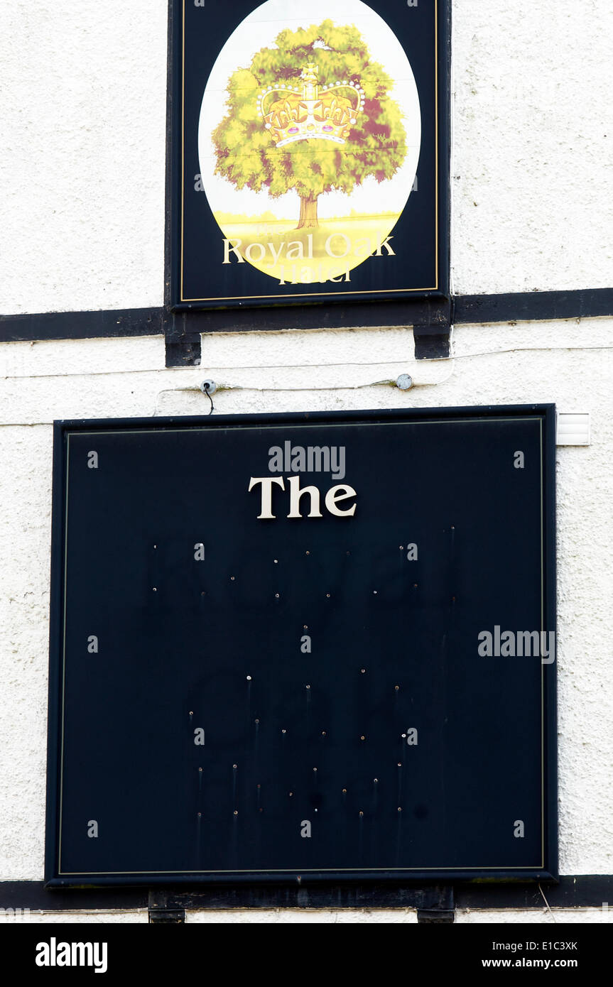 Pub sign with no name Stock Photo - Alamy