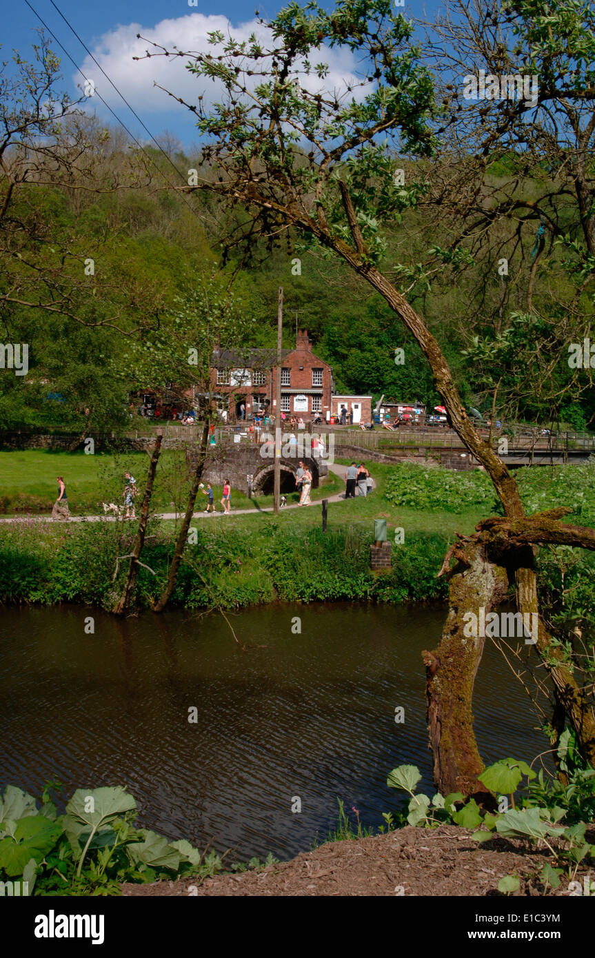 People Visiting A Countryside Pub Stock Photo - Alamy