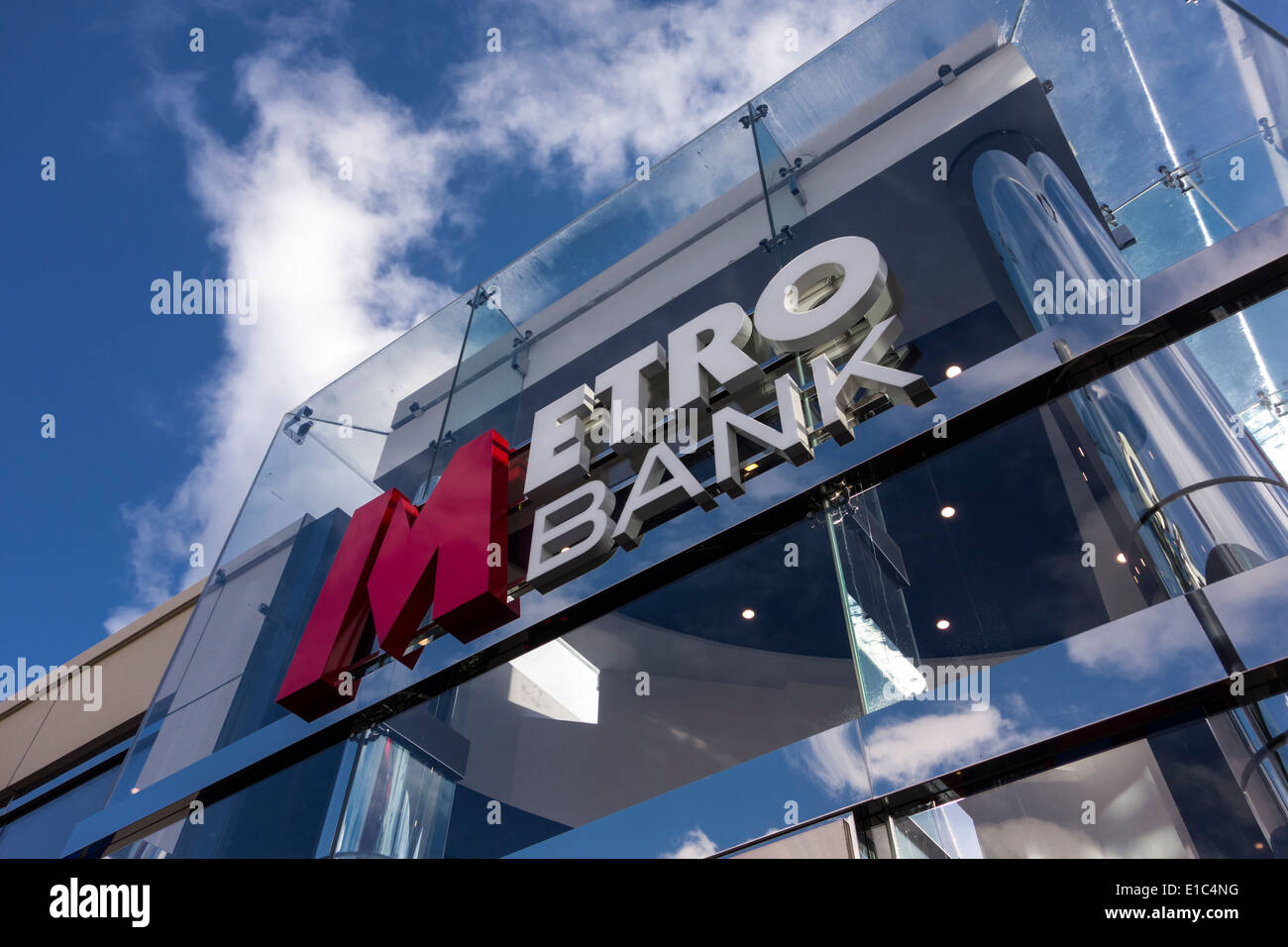 Metro bank logo hi-res stock photography and images - Alamy