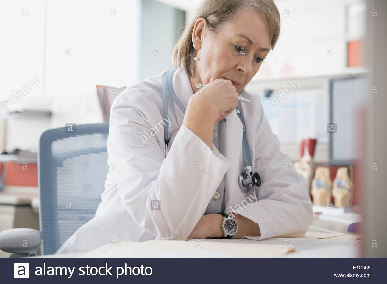 Doctor working desk hi-res stock photography and images - Alamy