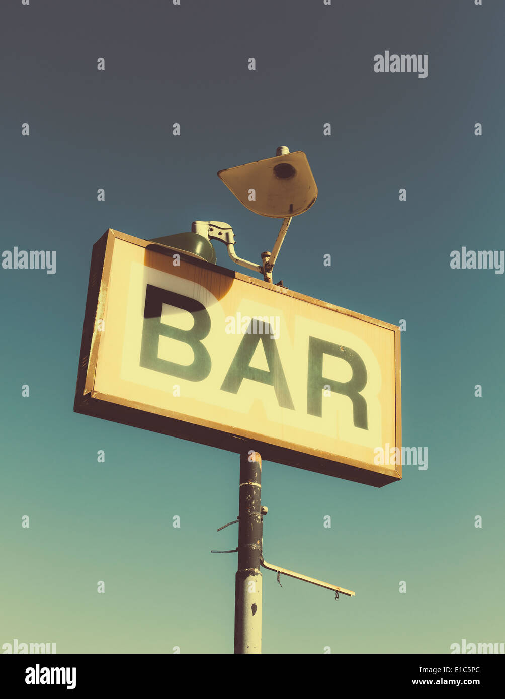 Roadside bar sign hi-res stock photography and images - Alamy