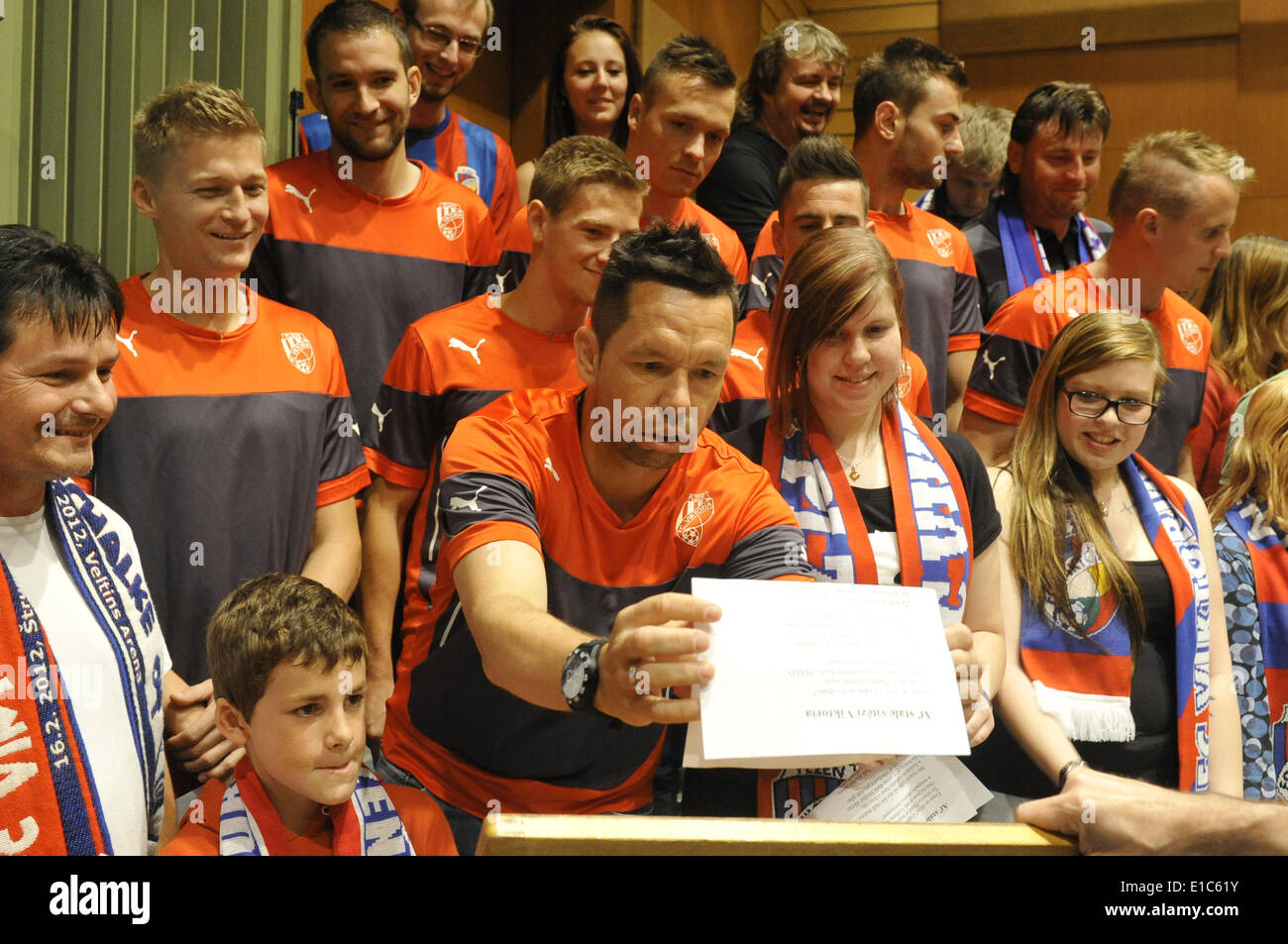 FC Viktoria Pilsen players together with fans and Pilsen Philharmonic ...