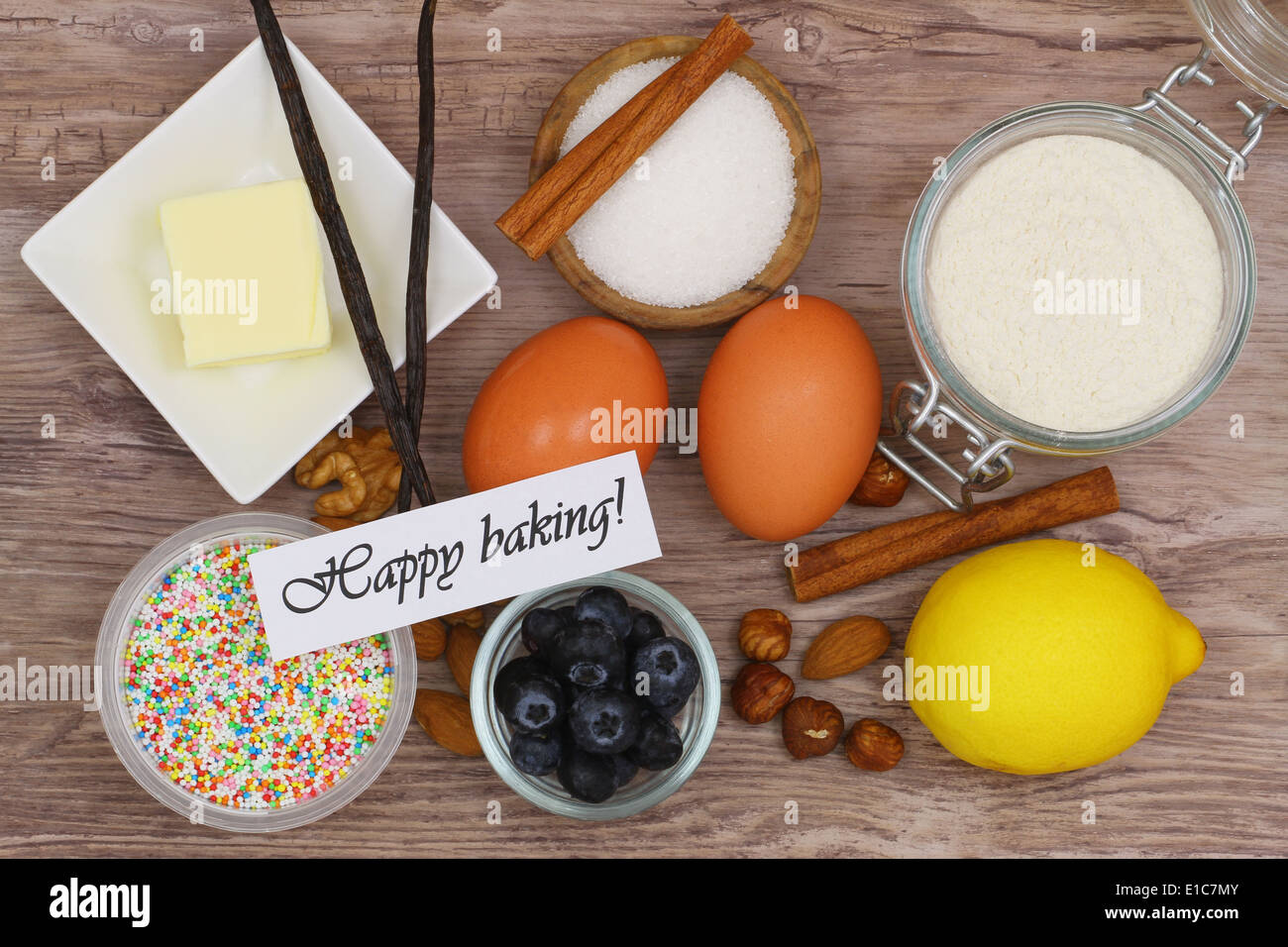 Vanilla baking ingredients hi-res stock photography and images - Alamy