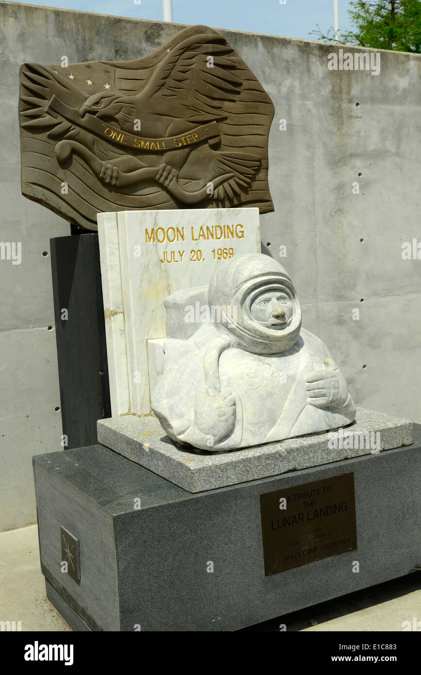 Moon Landing Memorial US Space and Rocket Center Huntsville Alabama AL ...
