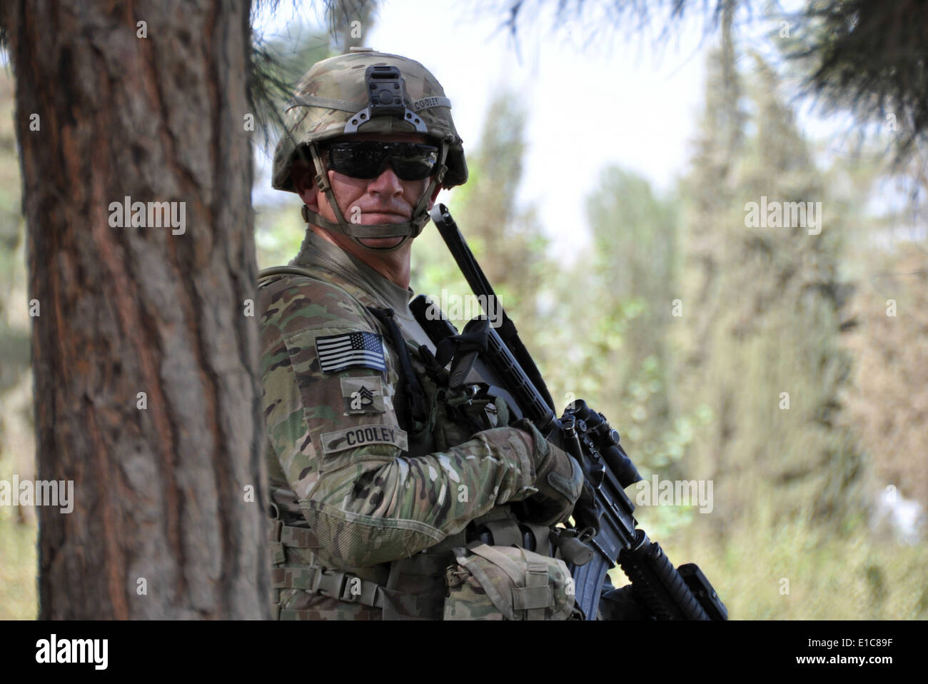 Afghanistan military perimeter hi-res stock photography and images - Alamy