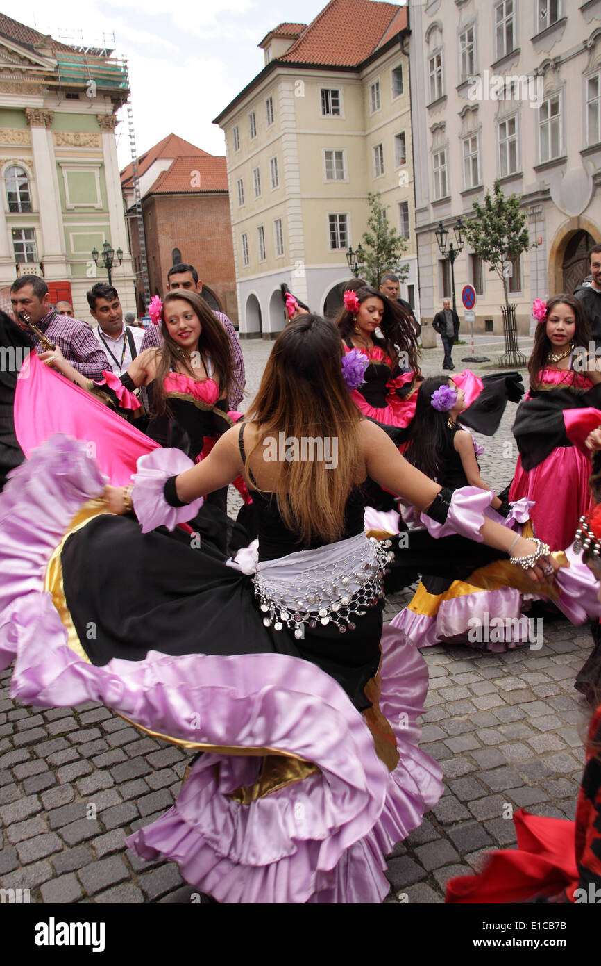 World roma festival khamoro hi-res stock photography and images - Alamy