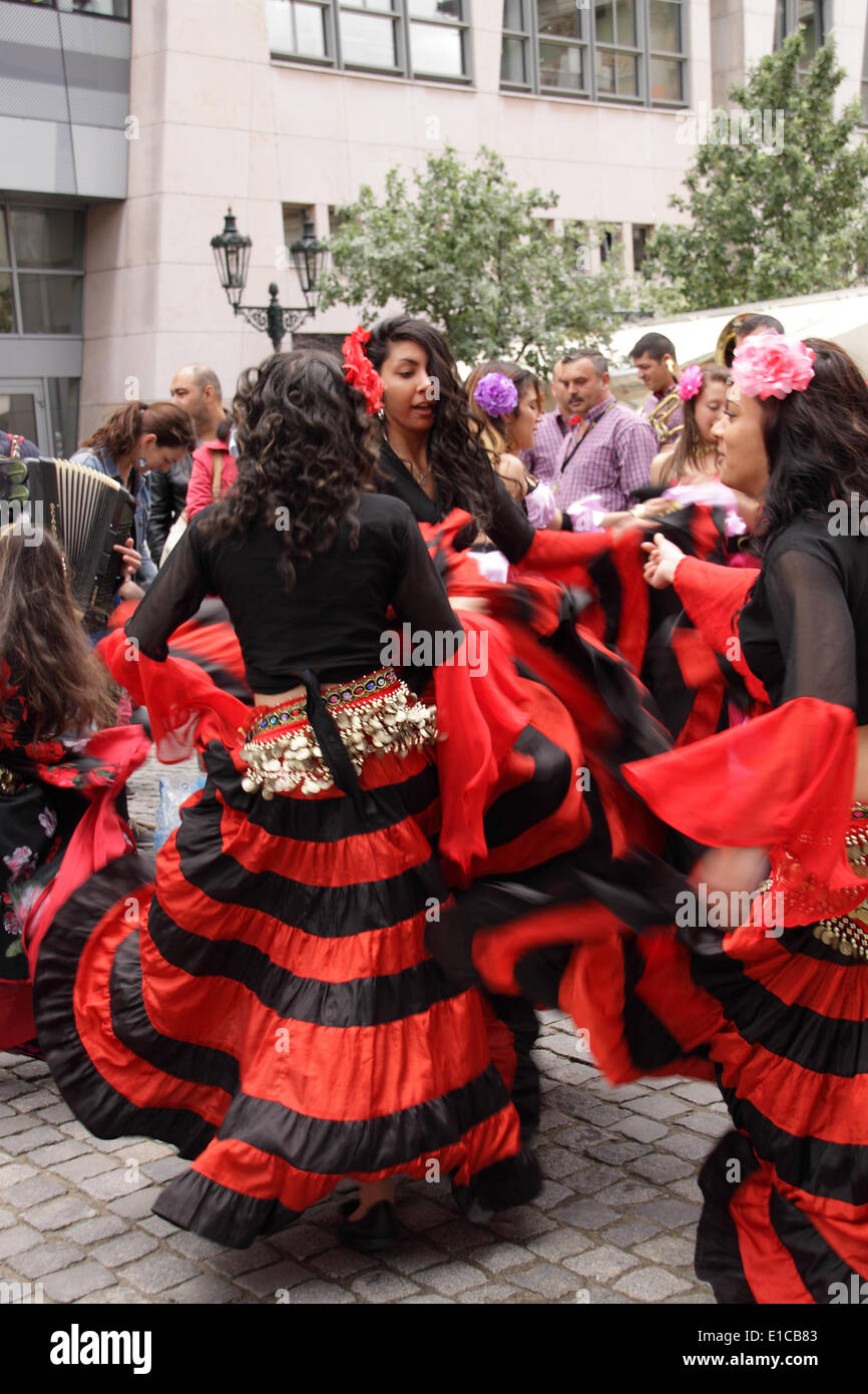 World roma festival khamoro hi-res stock photography and images - Alamy