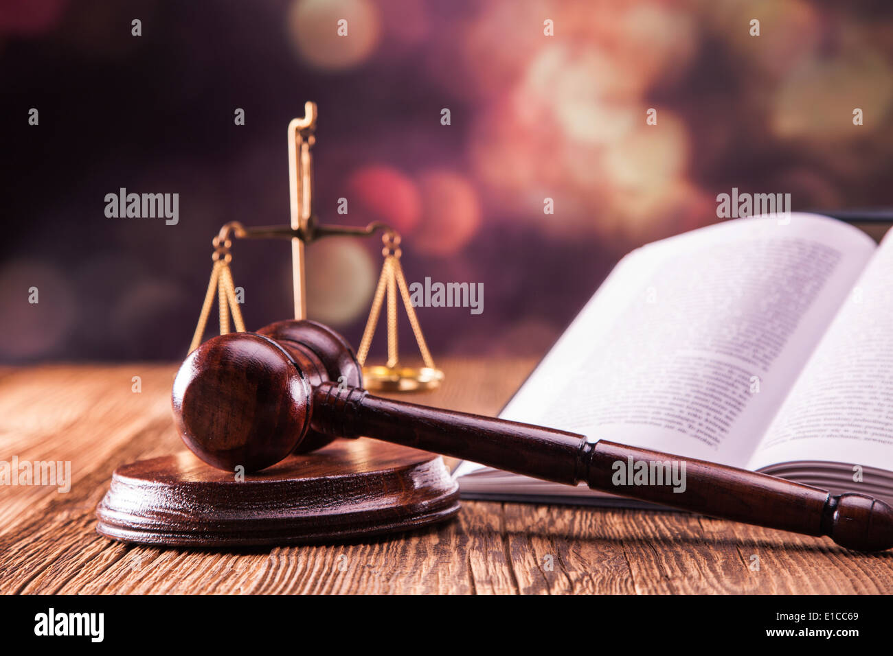 Law code, gavel and books Stock Photo - Alamy