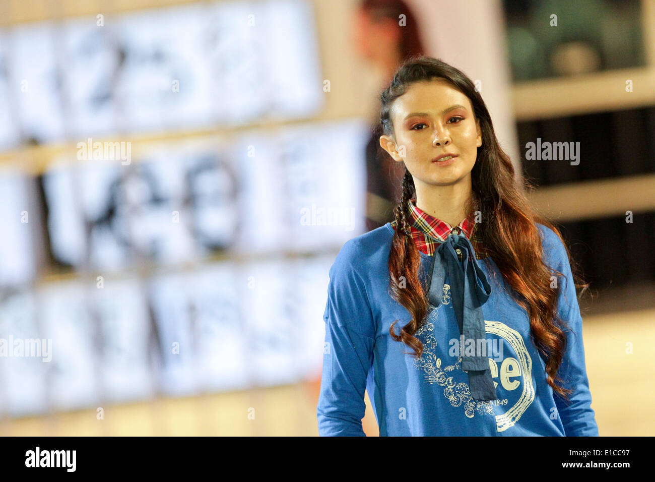 Models present creations from Lee during it's 125th year celebration in ...