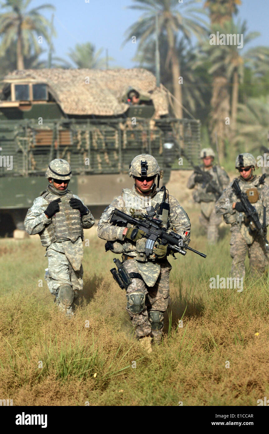 Iraqi army of the 2nd iraqi army division hi-res stock photography and ...