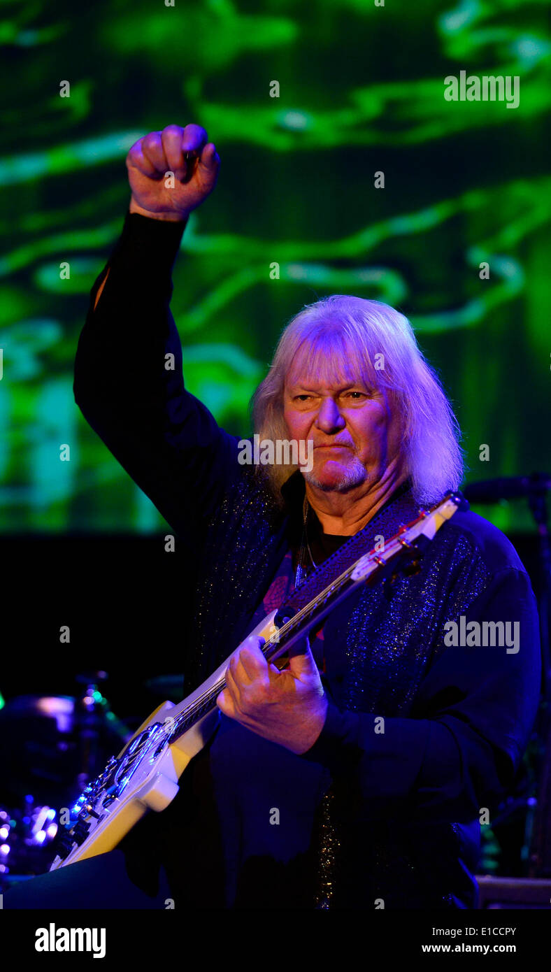 Chris squire hi-res stock photography and images - Alamy