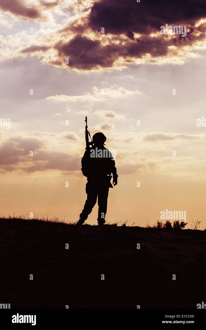 Navy army silhouette hi-res stock photography and images - Alamy