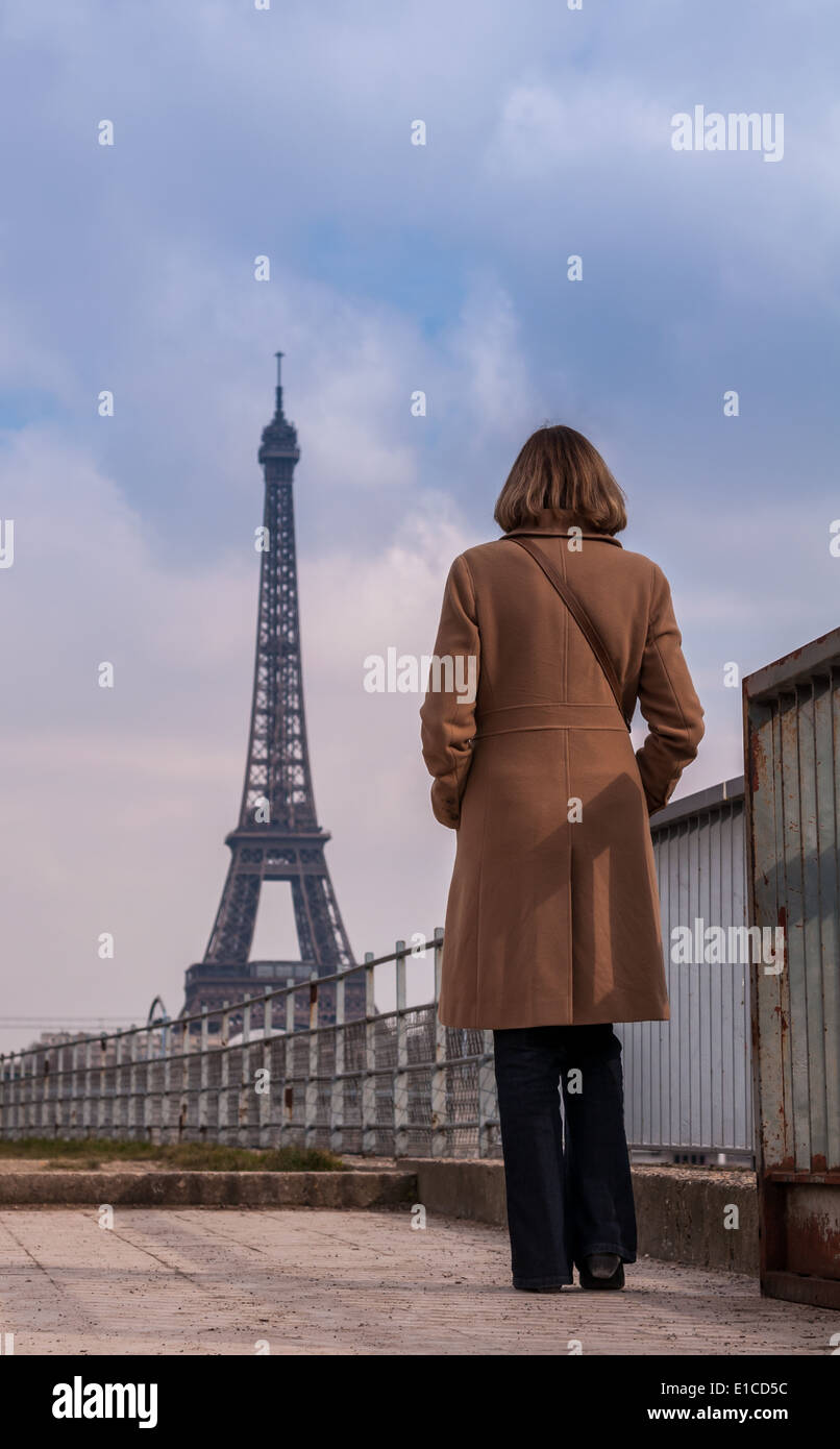 Women tower hi-res stock photography and images - Alamy