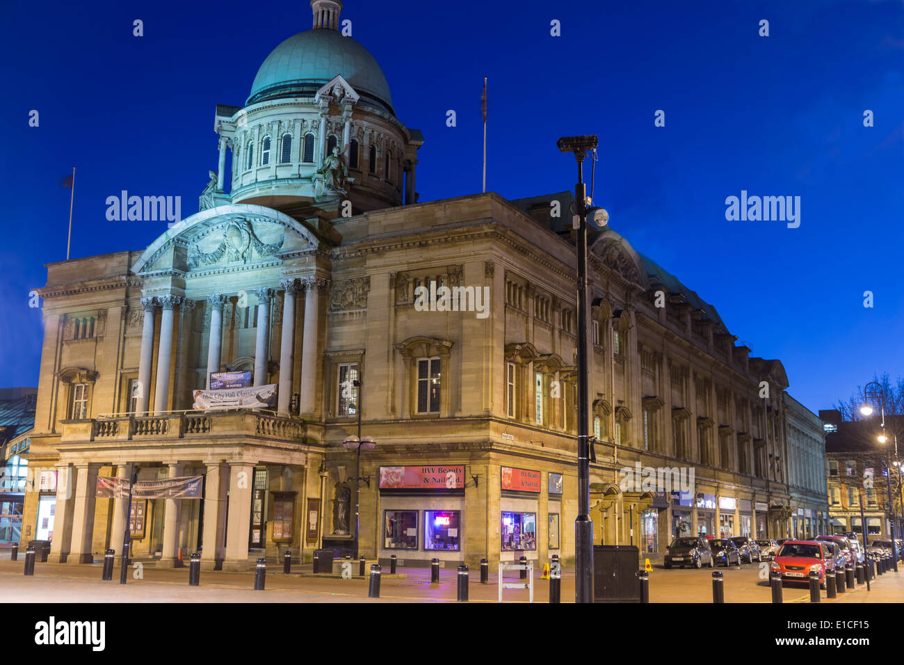 Hull City Hall City Centre at night UK Stock Photo - Alamy