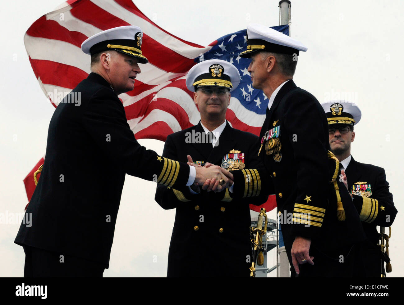 Capt thom burke commanding officer hi-res stock photography and images ...