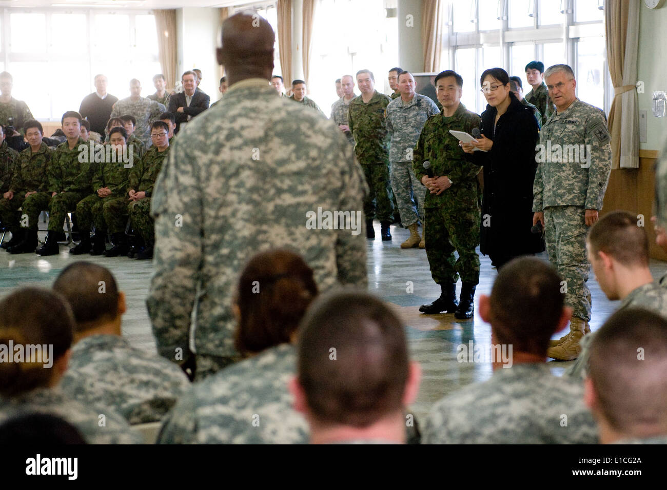 U s army released gen george w casey hi-res stock photography and ...