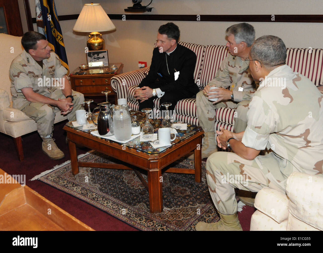 Us navy vice adm left hi-res stock photography and images - Alamy